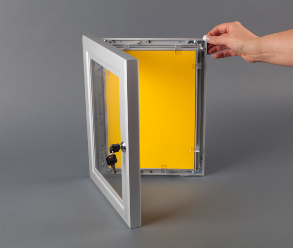 Lockable Poster Cases - Alplas