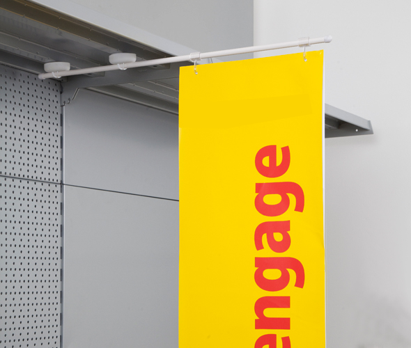 Magnetic Banner Hanger - Alplas