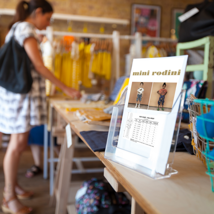 A4 and A5 Counter Top Leaflet Holders | Alplas